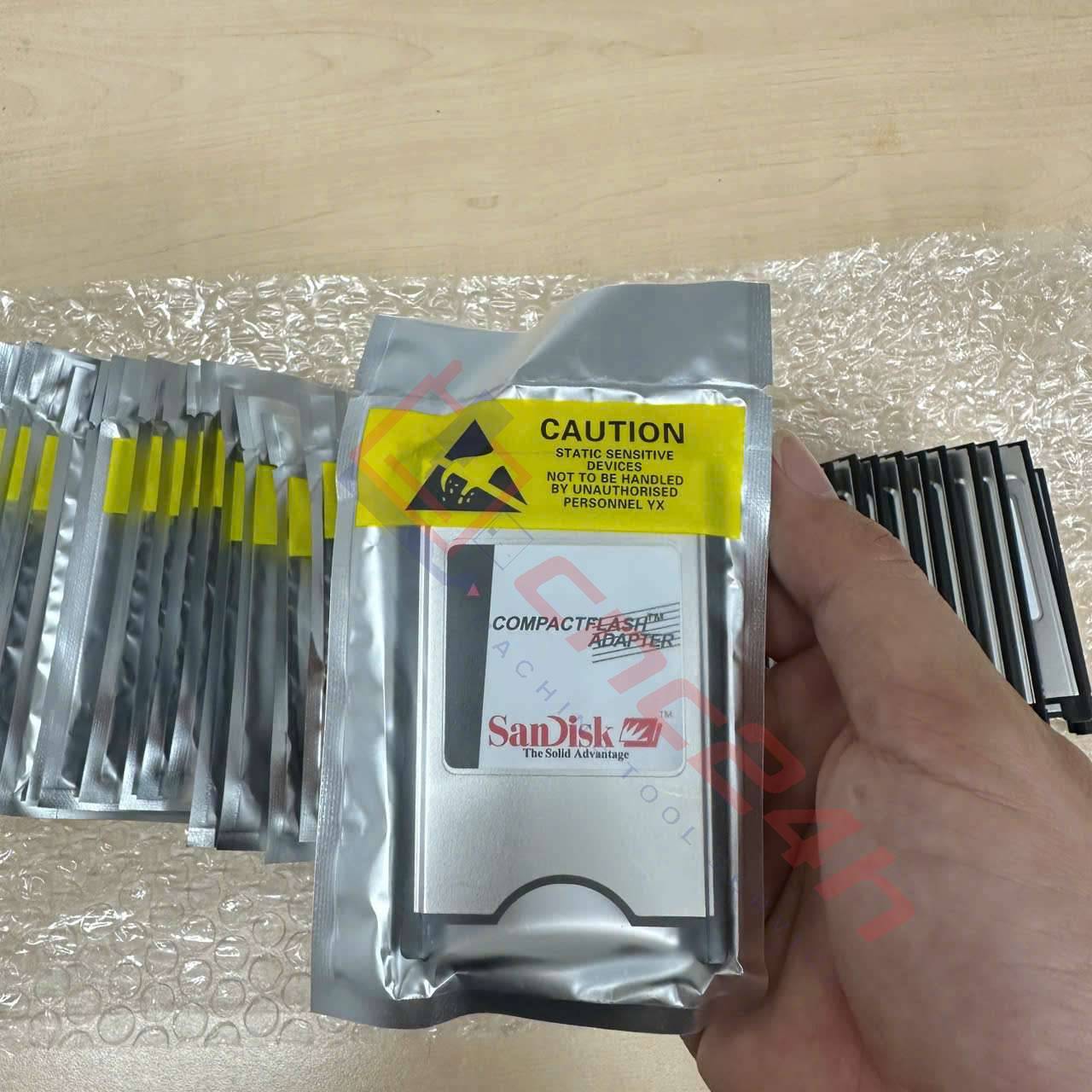 ADAPTER THẺ CF SANDISK RÚT NẠP DỮ LIỆU CHO MÁY CNC - CNC24H Shop